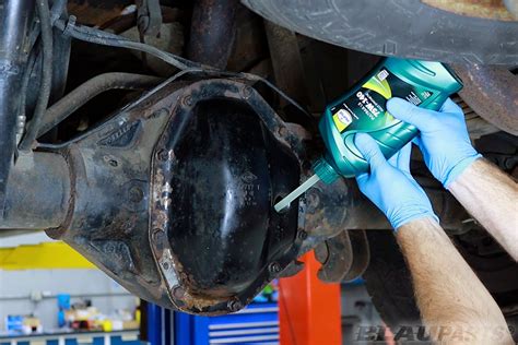 How to Change Ford F-350 Dually Rear Differential Fluid Gear Oil - 1999-16 Dana 80