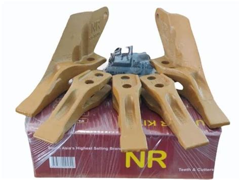 Jcb Bucket Teeth At ₹ 3200 Urban Bengaluru Id 2854520137430