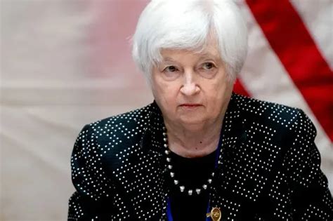 Secretaria Del Tesoro De Eeuu Viaja A China En Medio De Tensiones