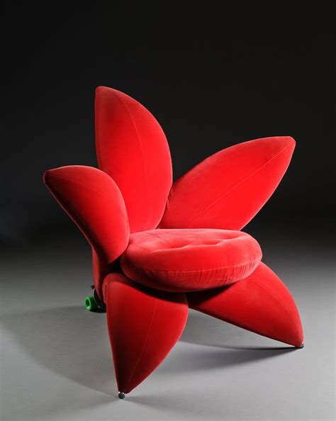 Sukebe Chair 62 Photo