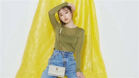 【女優・福原遥】がカジュアルに着こなす〈saint Laurent〉アイテム特集 Rayレイ
