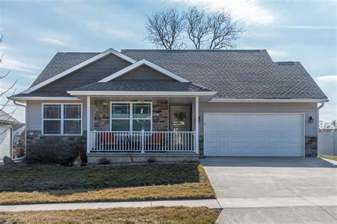 7407 Westfield Dr Ne Cedar Rapids Ia 52402 Trulia