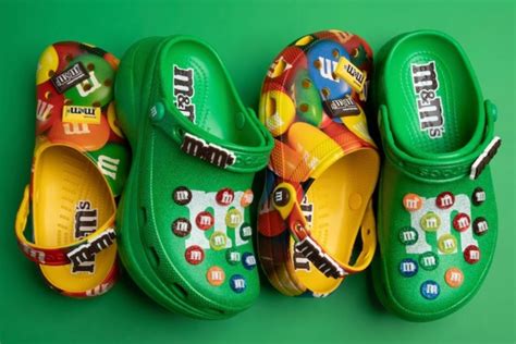 Up To 90 Off Crocs Jibbitz On Amazon Tons Of Fun Styles Available Hip2save