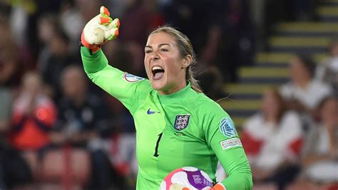 Mary Earps England Goalkeeper Hits Out At Nike Over Shirt Row Uk News Sky News