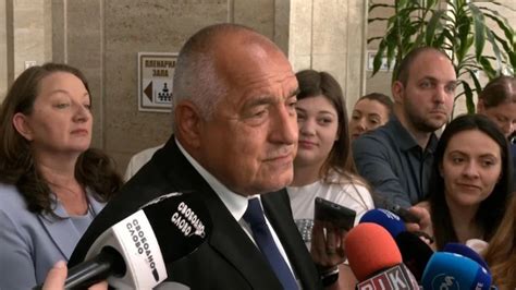 Бойко Борисов Президентът непрекъснато лети и носи огромни ползи за България като „Боташ