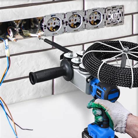 Automatic Wire Puller Through Wall Rechargeable Stringing Electric Cable Pulling Machine Guiding