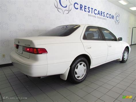 1999 Super White Toyota Camry Le 53364569 Photo 3
