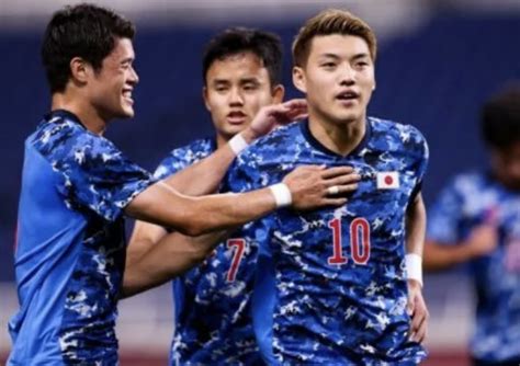 【強豪撃破】 日本、2連勝で決勝t進出に王手！ 日本は逃げ切りに成功して2－1で勝利。2連勝で決勝トーナメント進出に王手をかけた。次節は28日