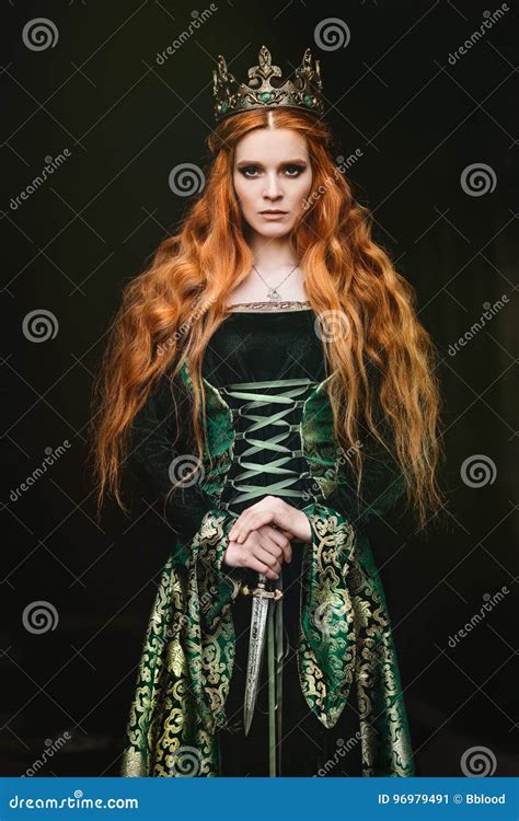Woman In Green Medieval Dress Stock Image Image Of Aristocrat Beauty