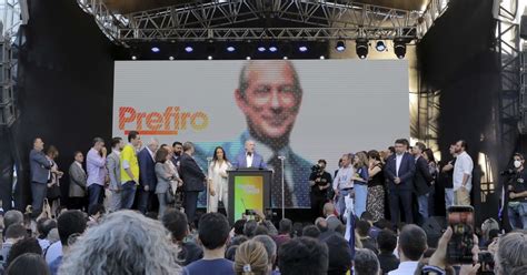 Pdt Lança Candidatura De Ciro Gomes à Presidência Da República