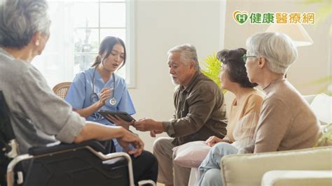 巴友最愛問一次解 巴金森病專家：規律回診、在地就醫是關鍵