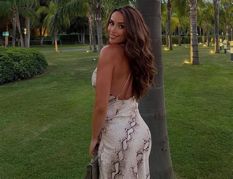 Leonita Lekaj From Instagram Star To Wife Of Famous Soccer Player Granit Xhaka