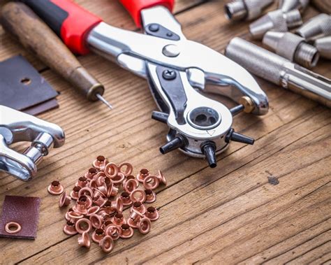 Leather Hole Punch Choosing And Using The Right Types