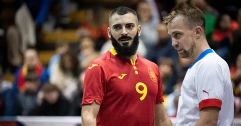 Juan Emilio Gil El Jugador De Fútbol Sala Que Fingió Alistarse En El Ejército Por Salud Mental