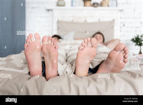 Pies Parejas Fotos E Imágenes De Stock Página 2 Alamy