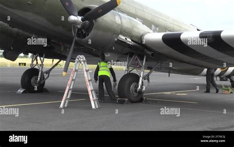 Raf Regiment Ww2 Stock Videos And Footage Hd And 4k Video Clips Alamy