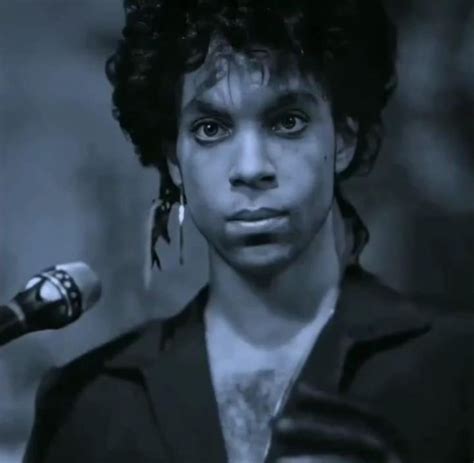 Pin By Nancy Grenon On Prince A True Musical Genius Prince Musician