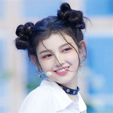 လူငယ်ကောင်မလေးတွေအတွက် ချစ်ဖို့ကောင်းတဲ့ ဆံပင်ပြင်ဆင်ပုံများ