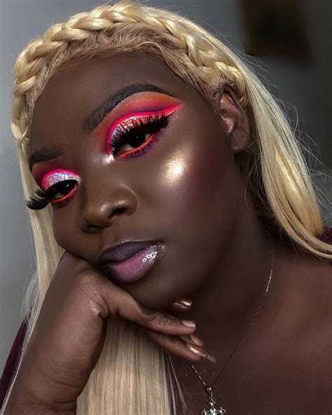 Pin By Giannis Mpakos On My Beloved Lady 115 Dark Skin Makeup
