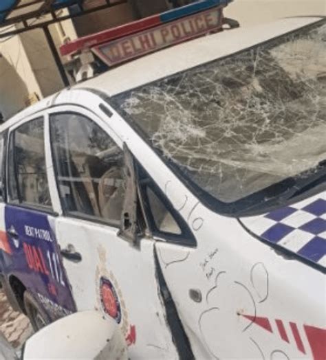 Three People Have Been Arrested For Attacking A Pcr Van And Pcr Staff In