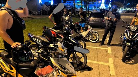 Duo Nabbed For Dangerous Motorcycle Stunts During Police Ops In Sibu