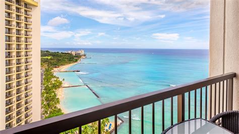Waikiki Ocean View Suites With Balconies Hyatt Regency Waikiki