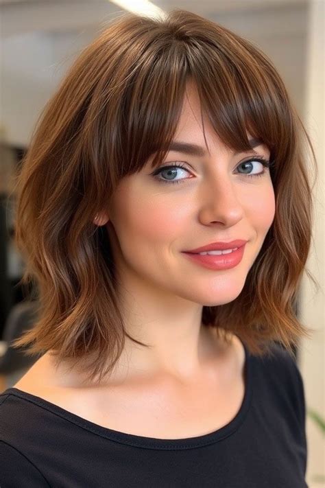 50 Chic Shoulder Length Haircuts With Bangs Chestnut Soft Layered Bob