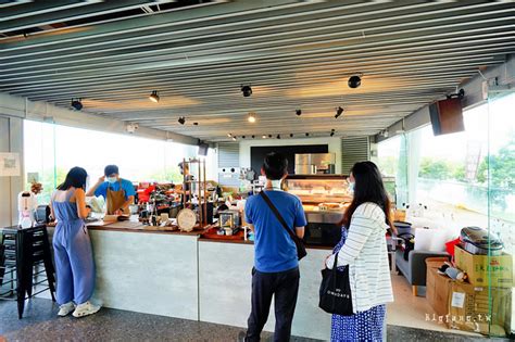 宜蘭頭城 Tjuku cafe 啾咕咖啡 最佳烏石港景觀咖啡 好吃手作蛋糕 必訂限量千層 樂活的大方