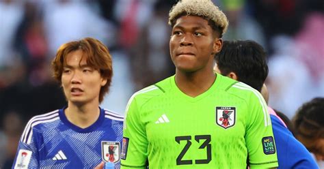 일본 축구 초대박 기름손 Gk 노이어 후계자 낙점 바이에른 뮌헨 영입 리스트 올랐다 빌트