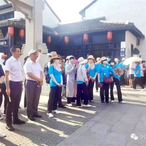 “扬州人游扬州”旅游直通车高邮线首发图片稿费清水潭