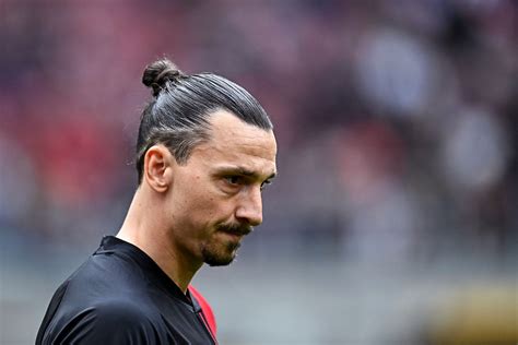 Milan Lesione Al Polpaccio Per Ibrahimovic Stagione Praticamente Finita