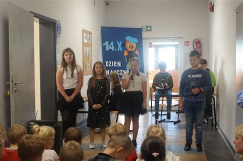 DZIEŃ NAUCZYCIELA Szkoła Podstawowa w Bedlnie