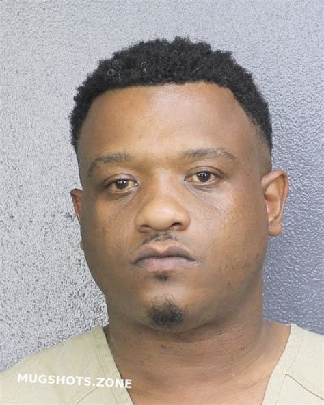 Smith Sergio Tito 01 25 2023 Broward County Mugshots Zone