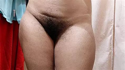 Amateur Vrouw Harige Kut Grote Tieten Grote Tepels Grote Kont Sexy