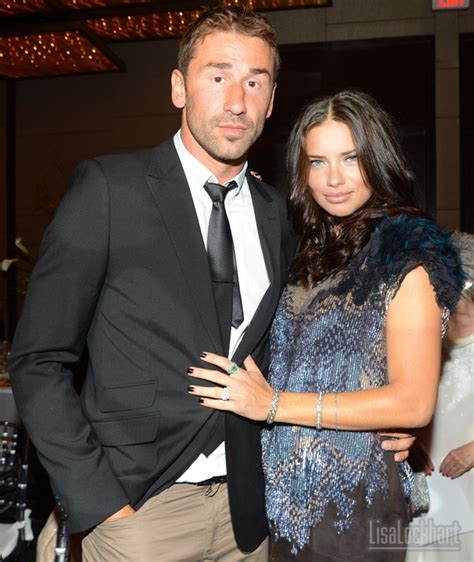 Hot Mama Adriana Lima Stylish Starlets