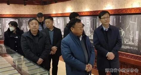 河南省中药材协会专家团赴邓州市调研考察中医药产业发展情况并签订合作框架协议 协会动态 新闻资讯 河南省中药材协会