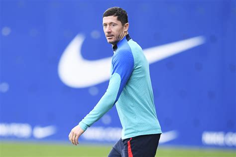 Robert Lewandowski Available For Espanyol Clash As Ban Lifted