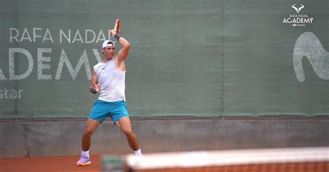Tenis Rafael Nadal Entrena Pensando En Roland Garros