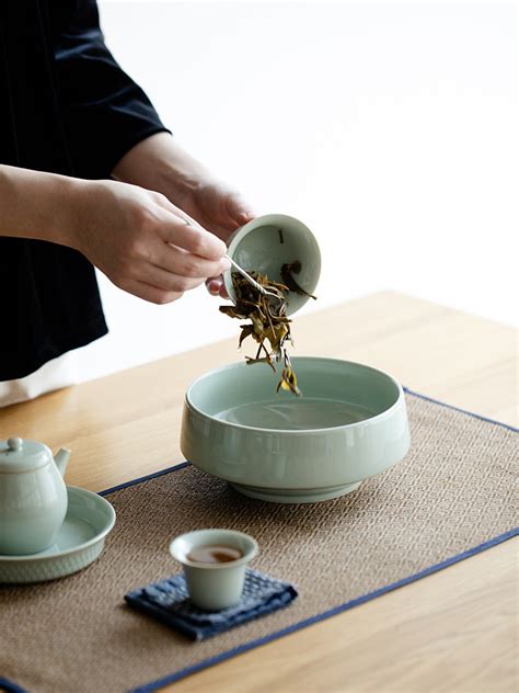 宋青釉 悠然水洗 陶瓷浮雕手工茶洗杯洗茶渣缸水盂大号 阿里巴巴