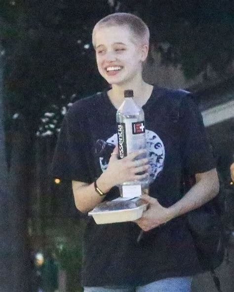 Igual A Su Madre Shiloh Jolie Pitt Cambió De Look Y Luce Casi Como