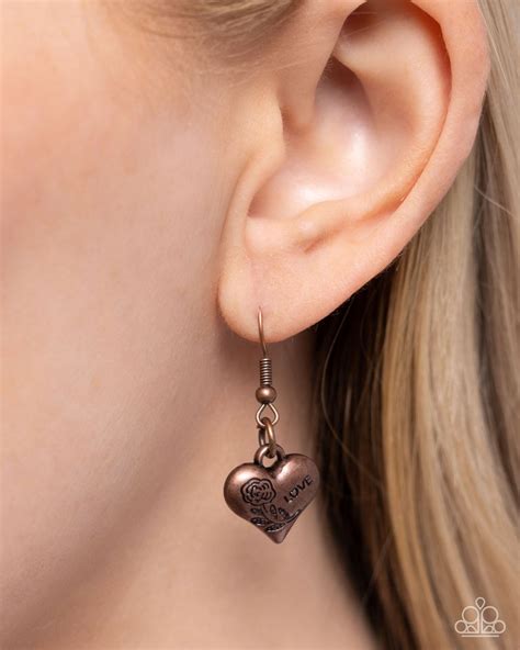 Paparazzi Necklace ~ Heart Hangout Copper Paparazzi Jewelry