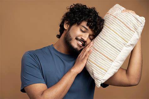 ভালো ঘুমের জন্য রাতে যা খাবেন