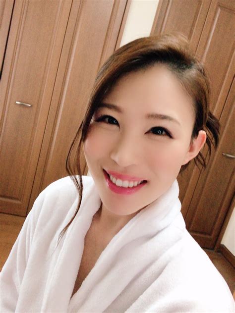 凛音とうか Iカップ爆乳美女の驚愕おもてなしsex Av動画 キラーnet