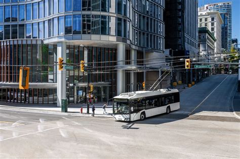 Tests Of The Solaris Trollino Trolleybus In Canada In Motionme