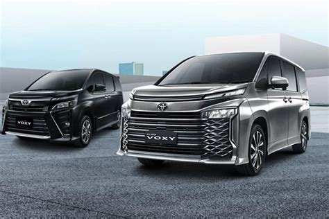 Toyota Voxy Menggantikan Nav1 Dan Mendominasi Pasar Medium Mpv Otoinfoid