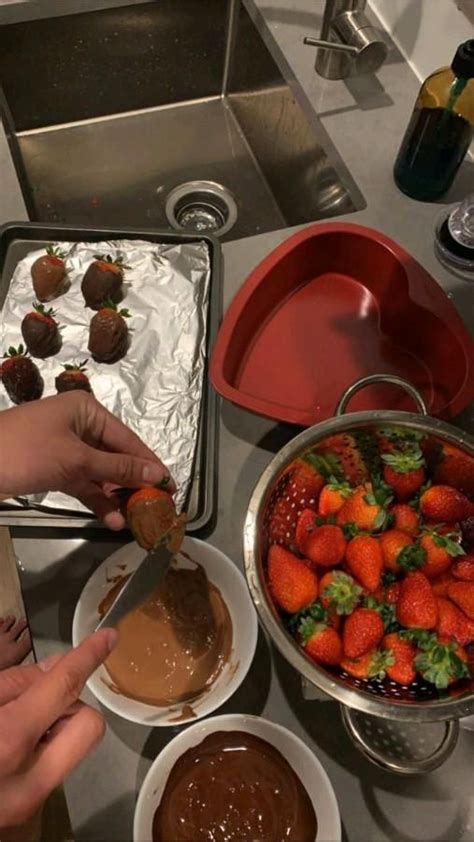 lesyaa adlı kullanıcının Sizin Pinleriniz panosundaki Pin Yiyecek ve içecek Yemek Yemek