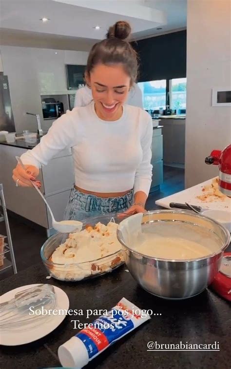 Pin De Annie Angelova Em Bruney ️ Fotos De Treinamento Fotos De