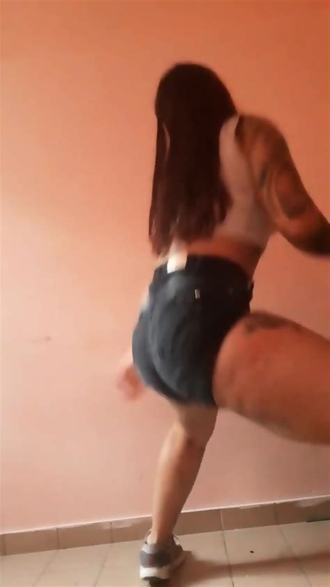 Claara A Professional Twerk Dancer 01 Eporner