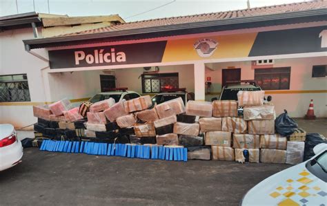 Polícia prende caminhoneiro mais de duas toneladas de maconha