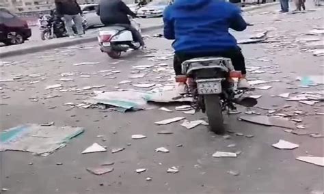 انقلاب سيارة نقل محملة بـ السيراميك على أتوبيس بدائري مسطر مصراوى